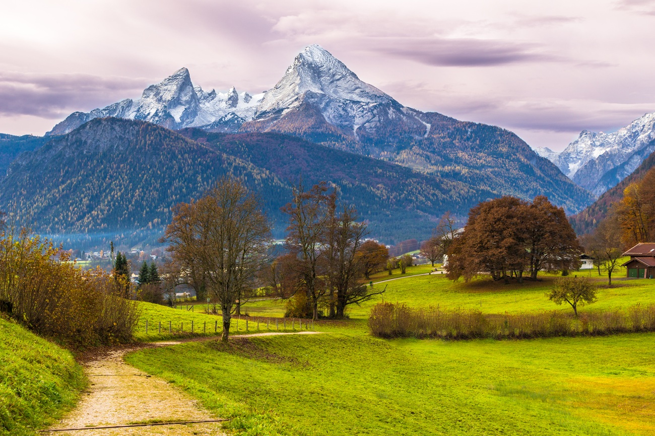 Adventure tours for couples in the Alps - Discover France